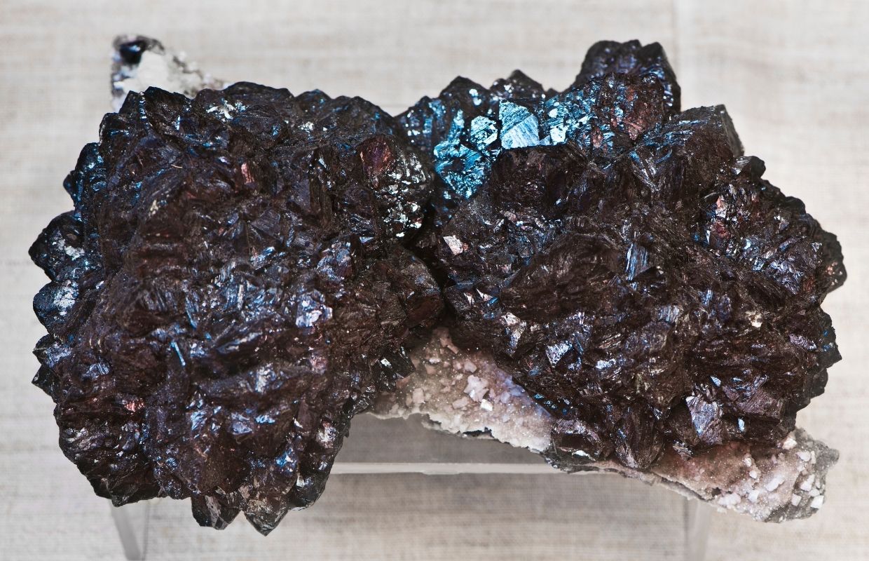 Are Any Missouri Rocks Worth Money? | 8 Valuable Rocks - OutdoorMo