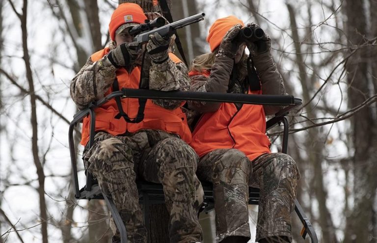 Best Two Man Ladder Stand | Top 8 Options In 2022 - OutdoorMo